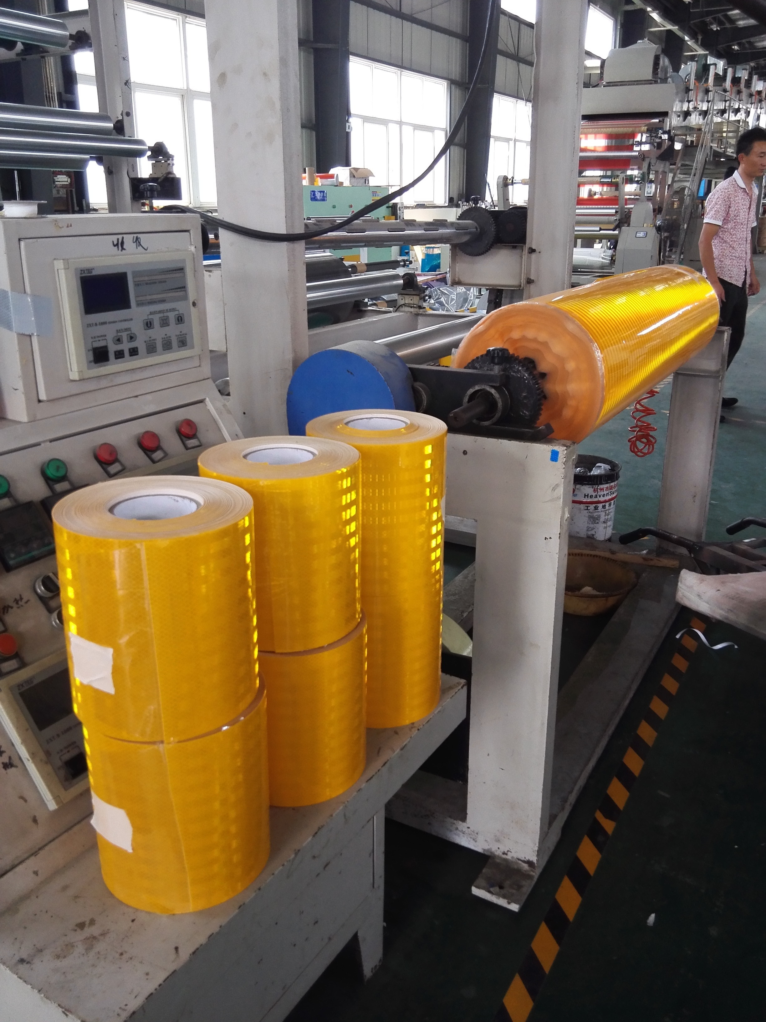 Traffic Sign High Intensity Prismatic Reflective Sheeting For Cars ...