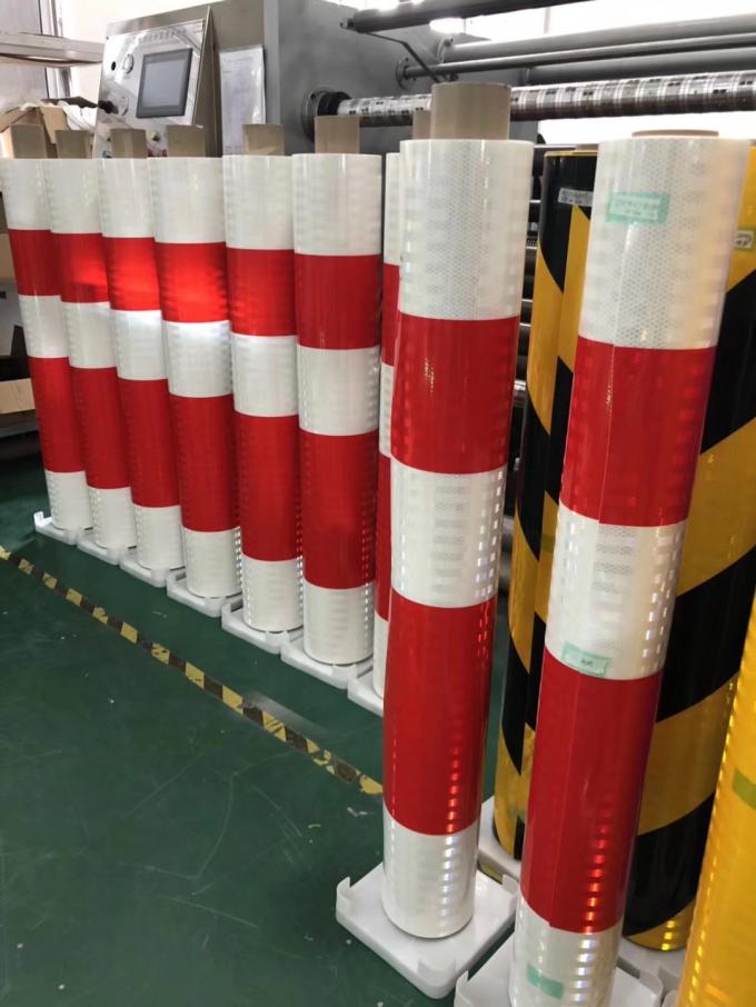 Red PVC Prismatic Reflective Sheeting For Signs With Pressure Sensitive ...